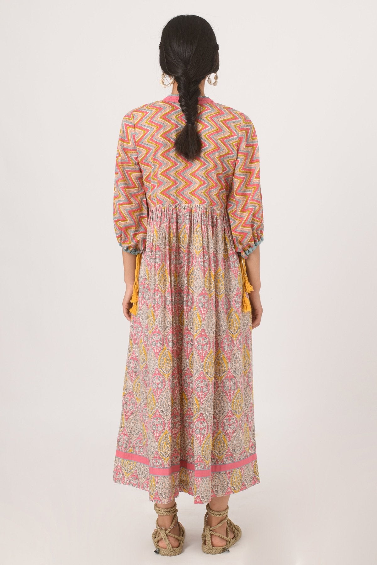 Paisley Shell Dress in Pink – prakritijaipur